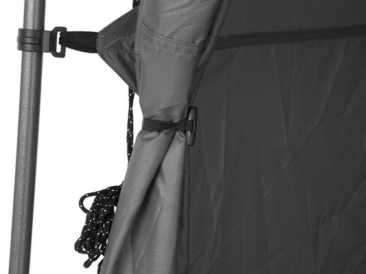 Ford Overland Stand Alone Pop Up Changing Room With Solar Camping ...