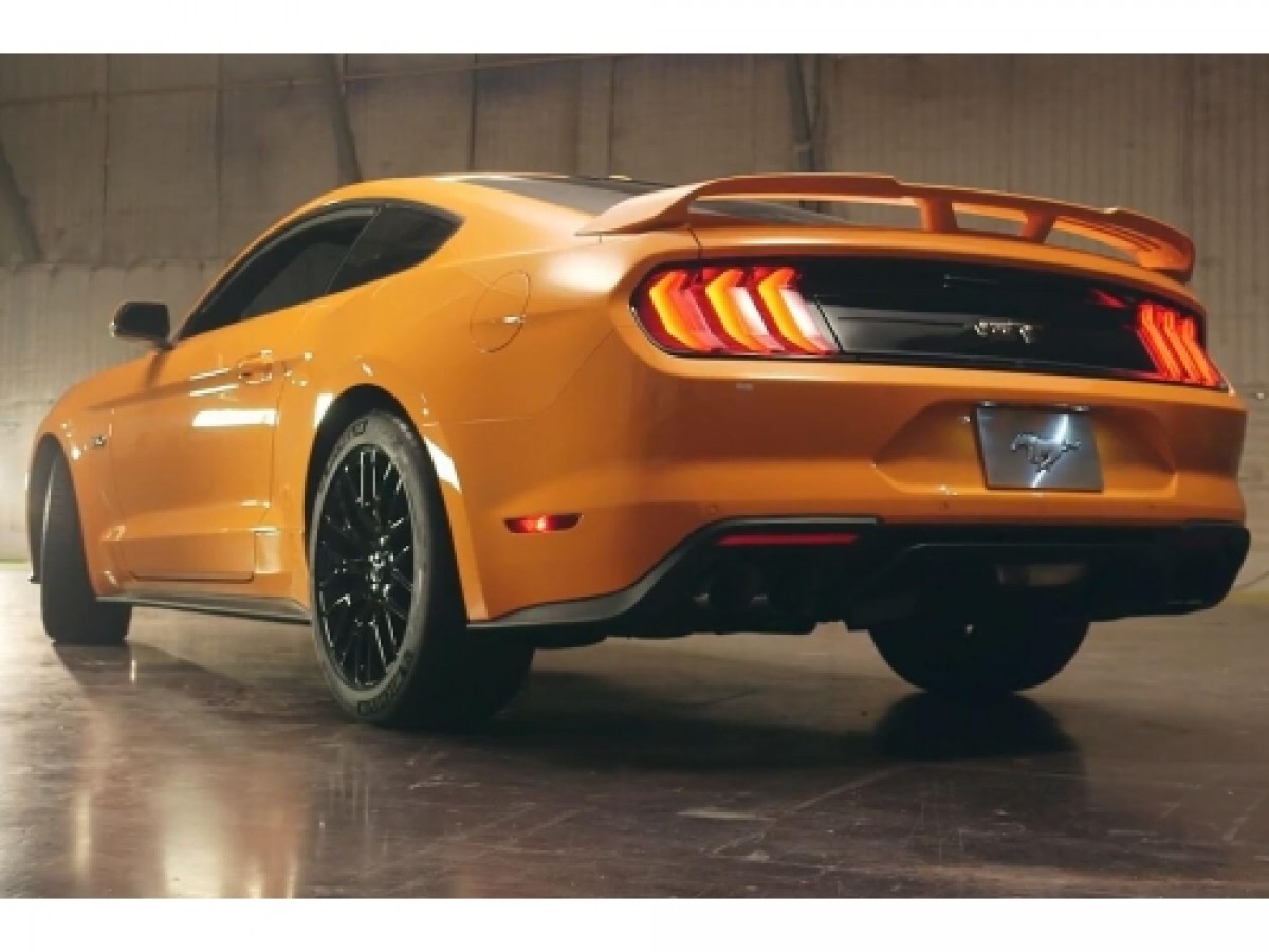 Genuine Ford Spoiler Rear Coupe - JR3Z-6344210-CA | Levittown Ford