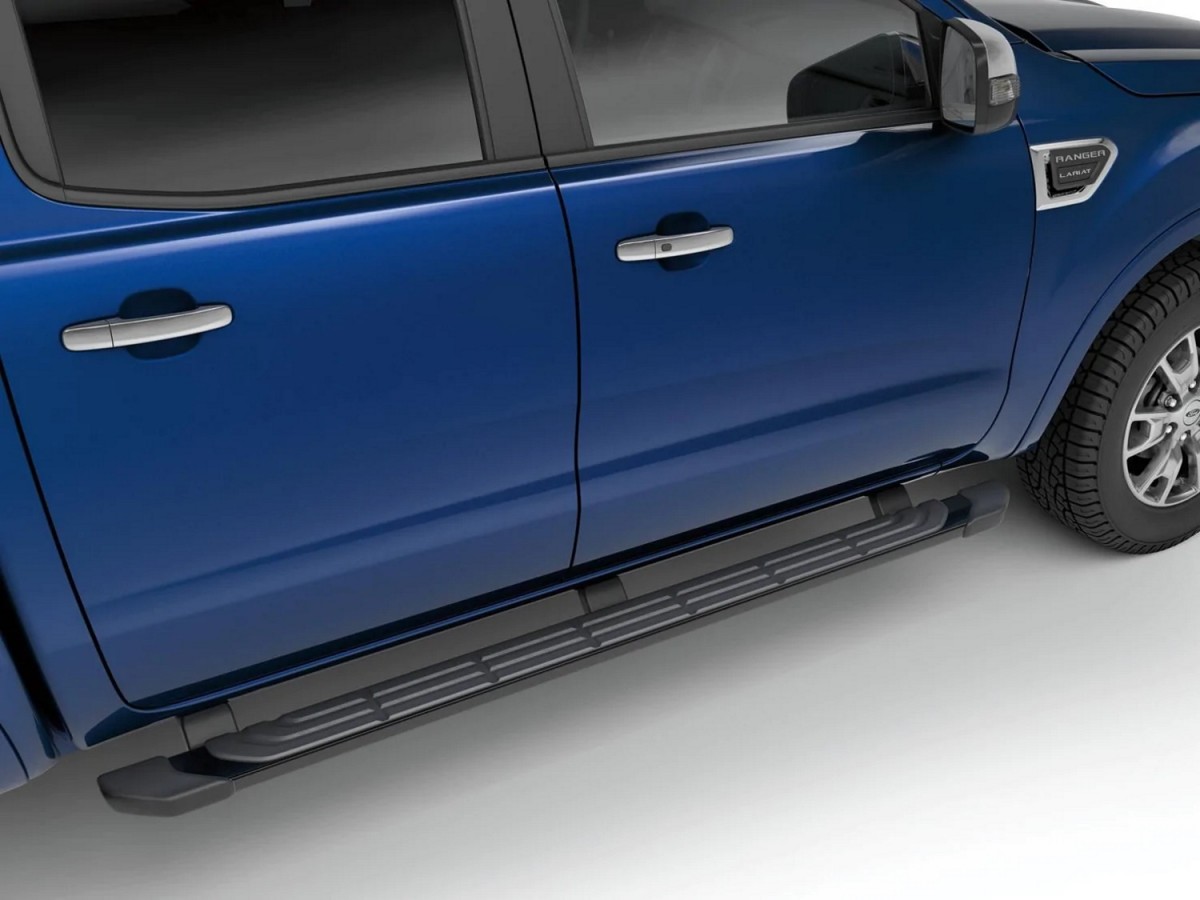 Ford Black Painted 5 Inch Angular Side Step Bars For SuperCrew - KB3Z ...