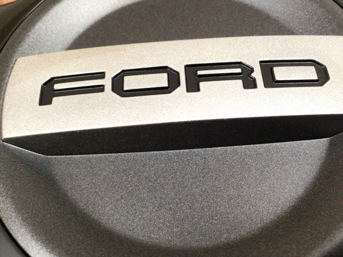 Ford Center Cap Gloss Black Closed With Ford Logo - KC3Z-1130-B ...