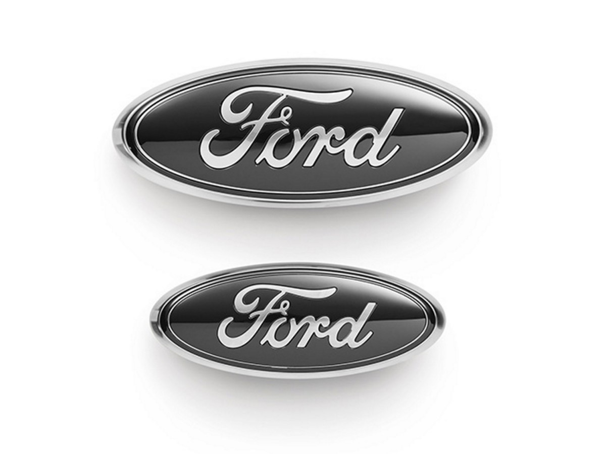 Ford Performance Black Smoked Chrome Oval Emblem Kit - M-1447-RNGR ...