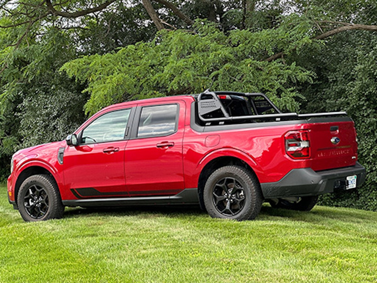 Ford Performance Off Road Chase Rack Black Steel With Maverick Logo On ...