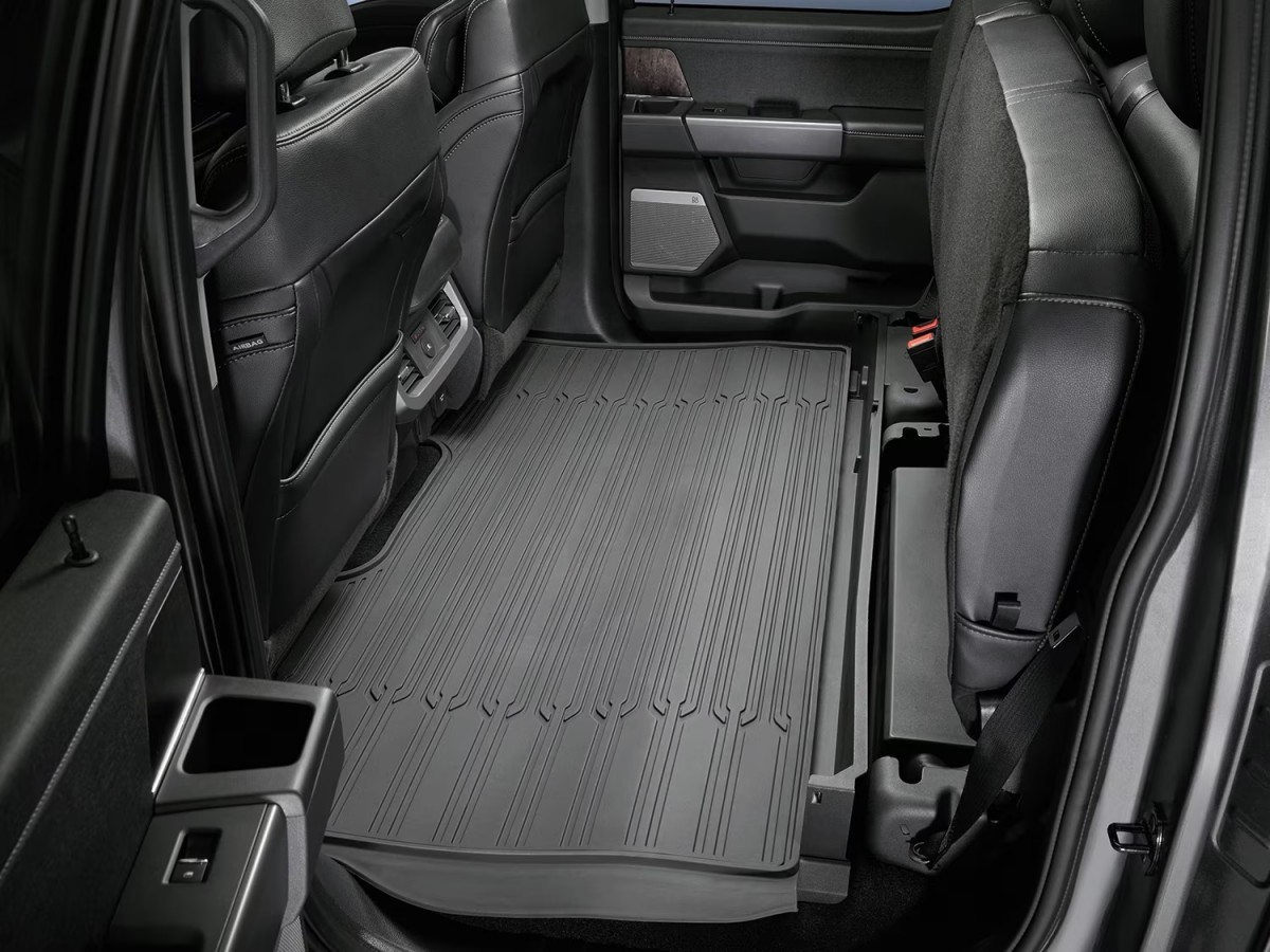 Ford Black 3-Piece Tray Style Floor Liner For Carpet Flooring For ...