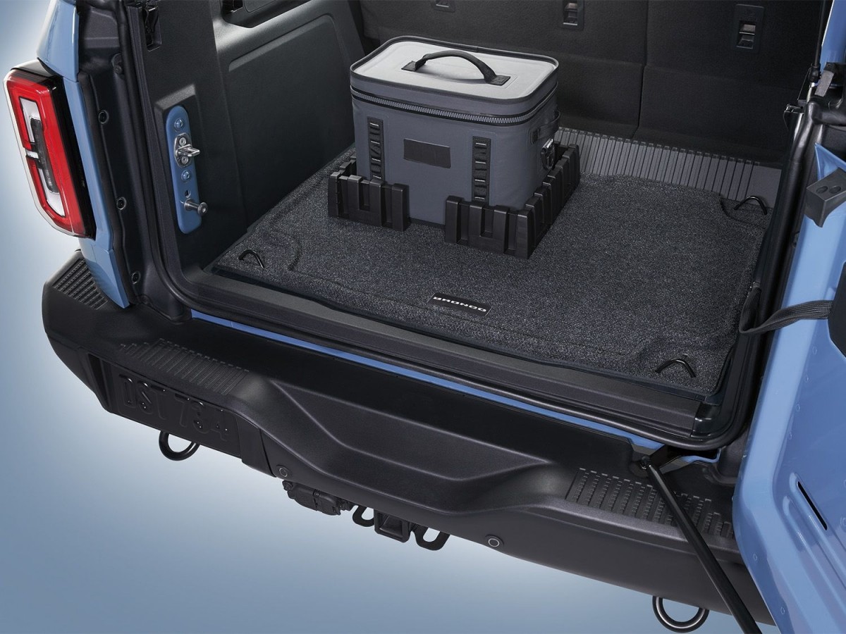 Ford Cargo Area Rug With Cargo Locks 4 Door - VM2DZ-9913042-C ...