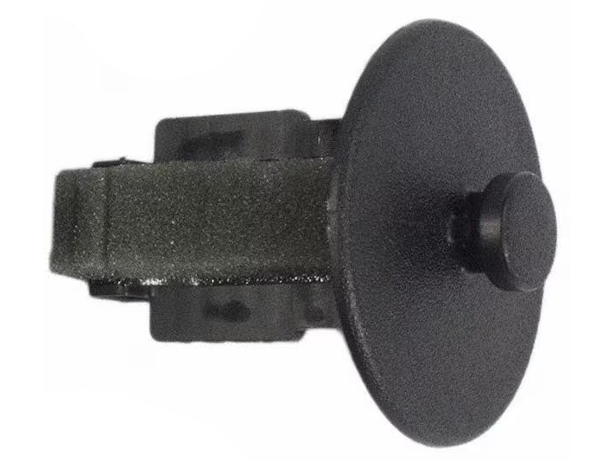 Ford Floor Mat Retainer - W715120-SSA | Levittown Ford