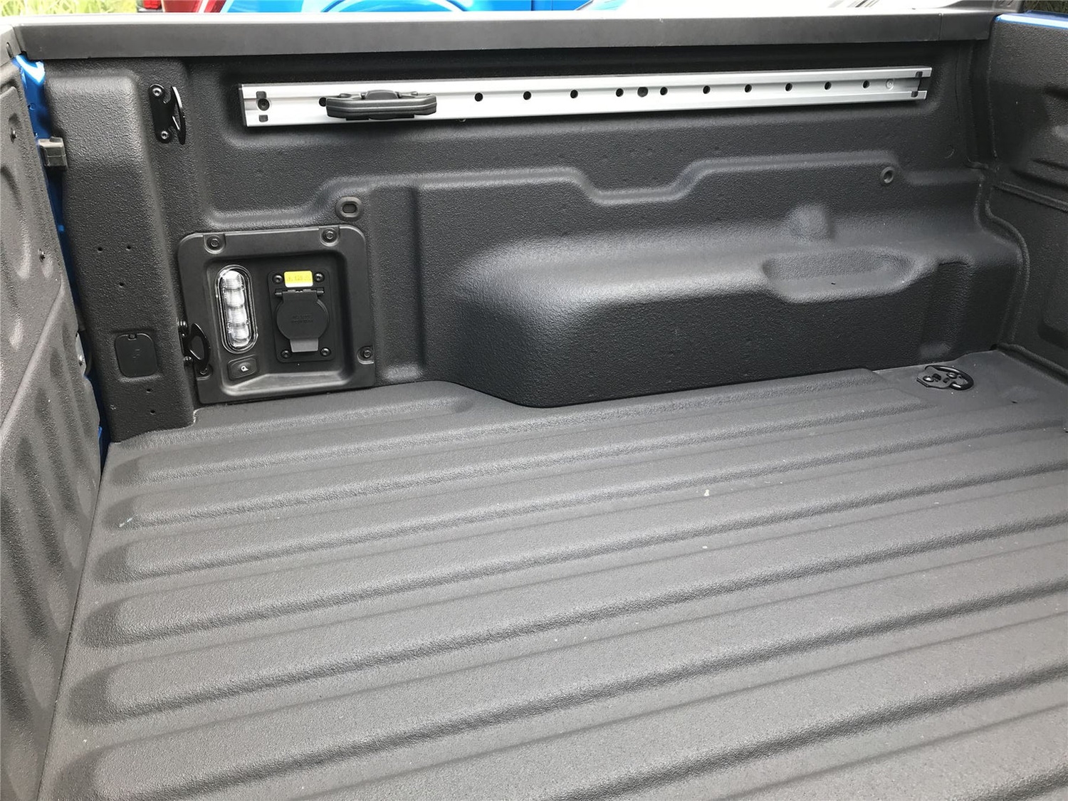 Genuine Ford Bed Track And Cleat Cargo Management System Kit Of Two ...